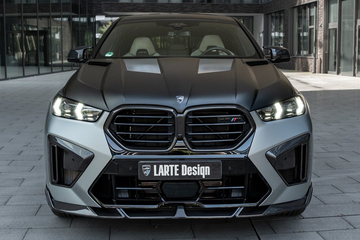 Ford Transit Custom with Carbon Fiber Kit, Installation by Motion R ...